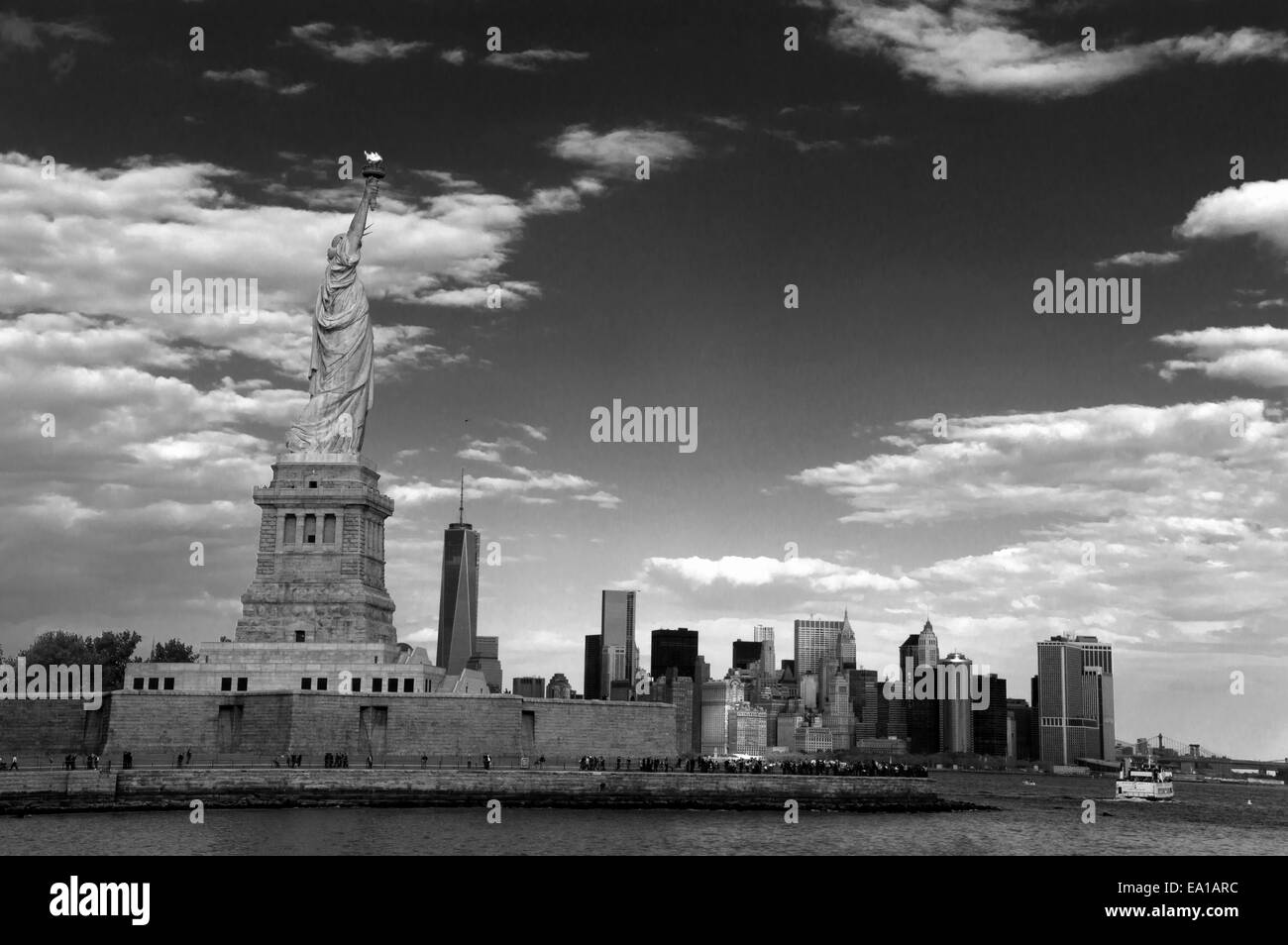View on manhattan from Black and White Stock Photos & Images - Alamy