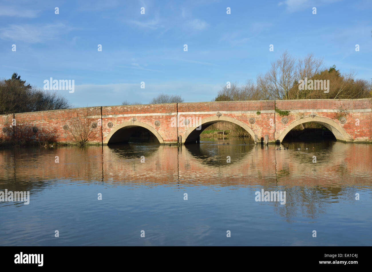 red brick arched bridge Stock Photo - Alamy
