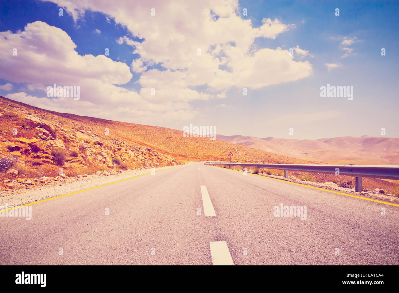 Meandering road hi-res stock photography and images - Alamy