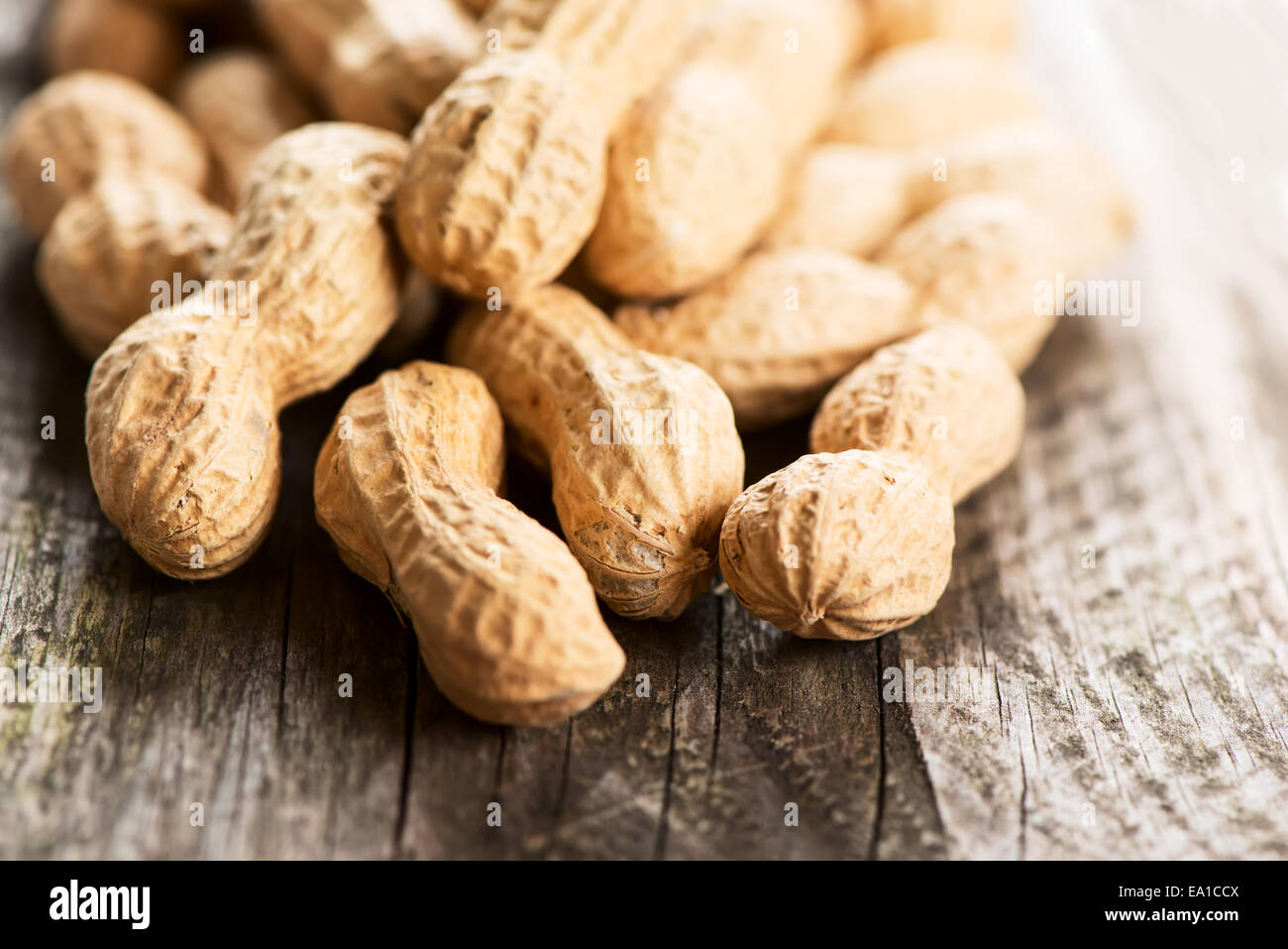 Shell on peanuts hi-res stock photography and images - Alamy