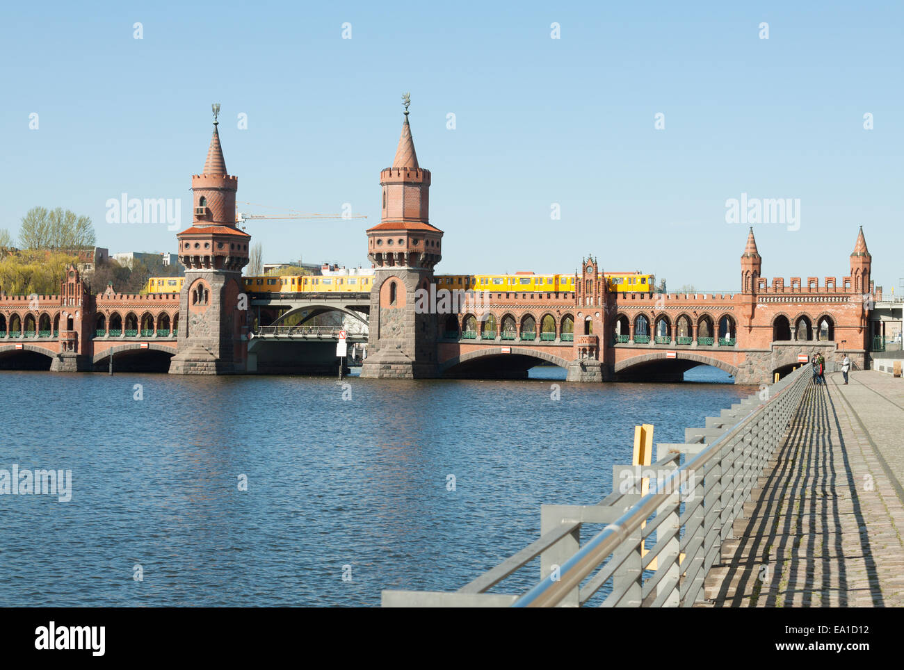 Oberbaum bridge with train Stock Photo - Alamy