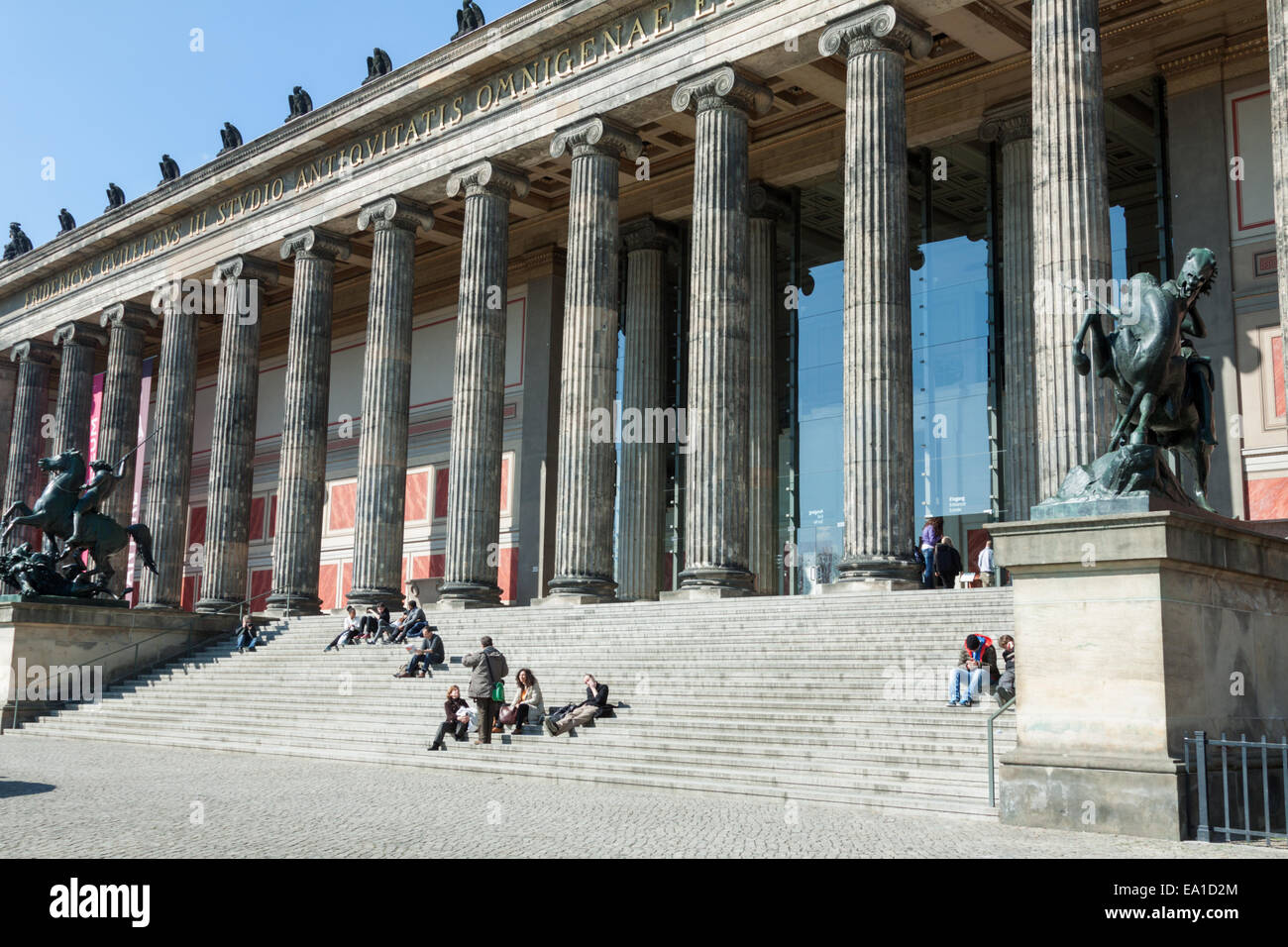 Steps in front of museum Stock Photo - Alamy