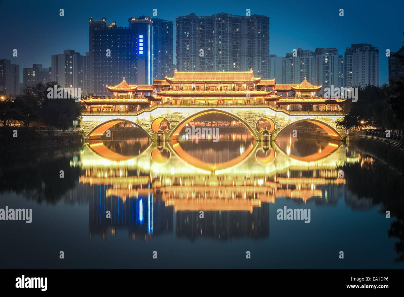 Sichuan chengdu anshun covered bridge hi-res stock photography and ...
