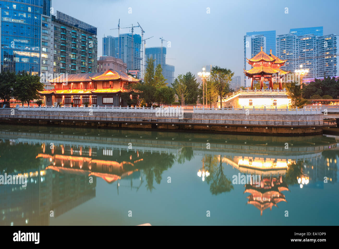 Chengdu sightseeing hi-res stock photography and images - Alamy