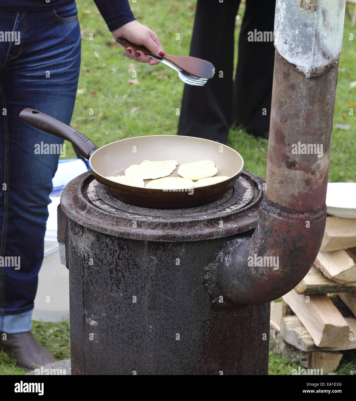 Frying fork hi-res stock photography and images - Alamy