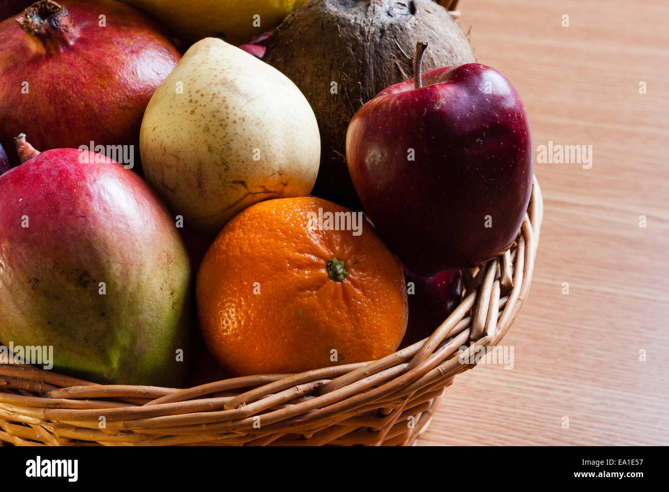 Fruit basket pineapple hi-res stock photography and images - Alamy