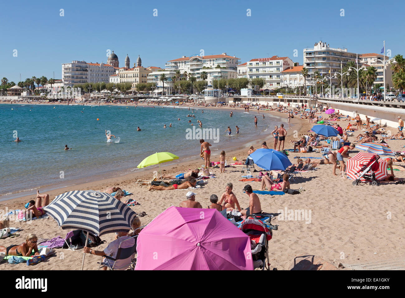 beach, St-Raphael, Cote d´Azur, France Stock Photo - Alamy