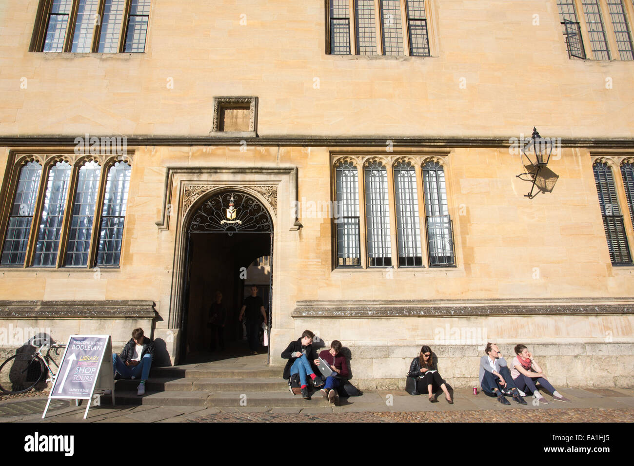 Old Bodleian Library, Radcliffe Square, University of Oxford, Oxford ...