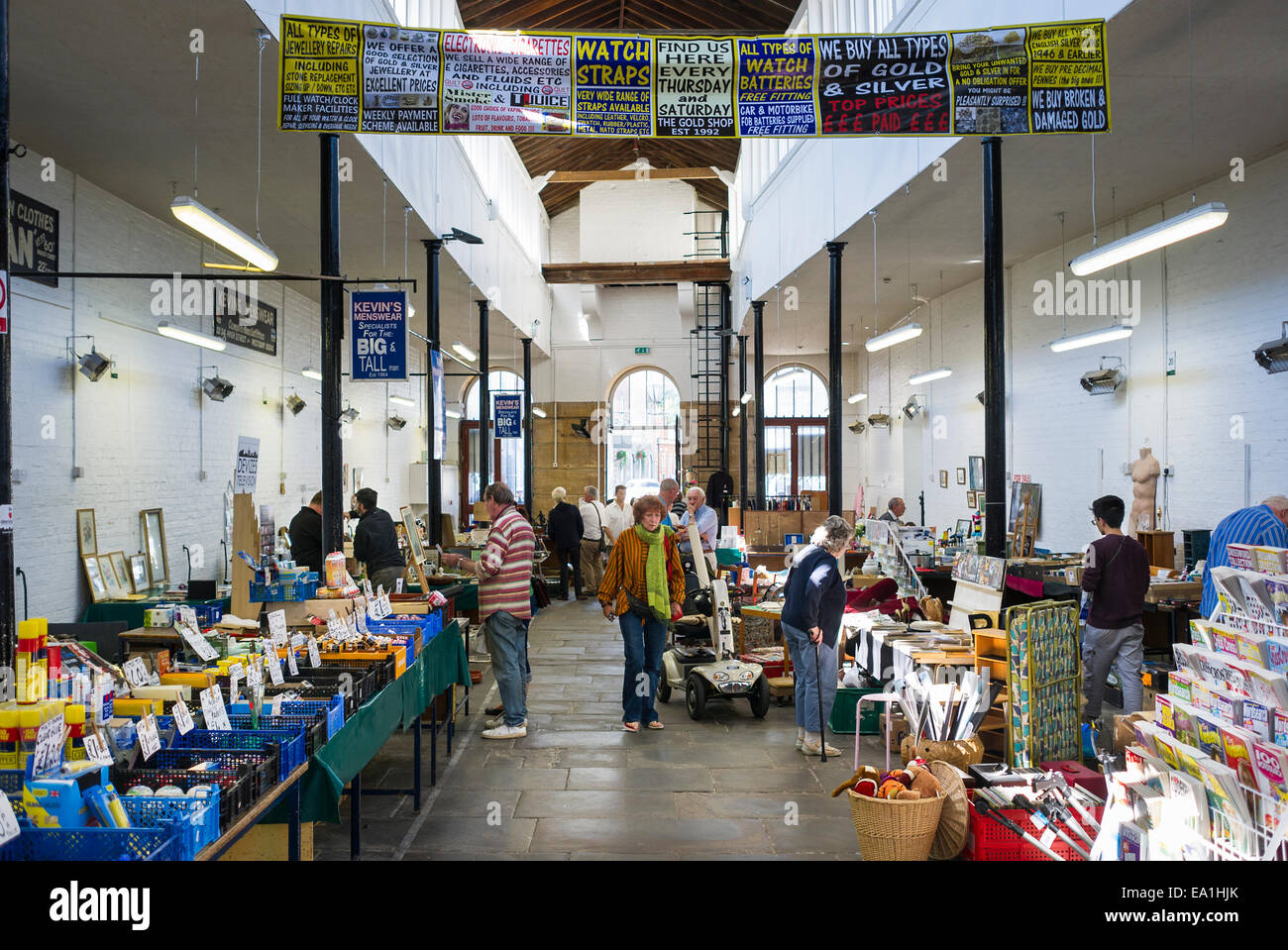 Devizes market hi-res stock photography and images - Alamy