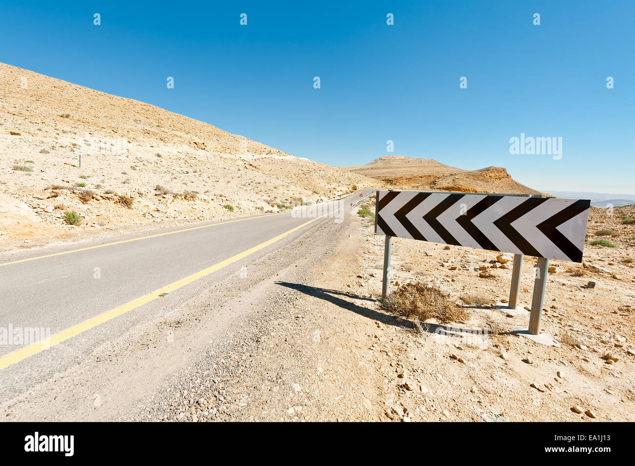 Hot asphalt sign hi-res stock photography and images - Alamy