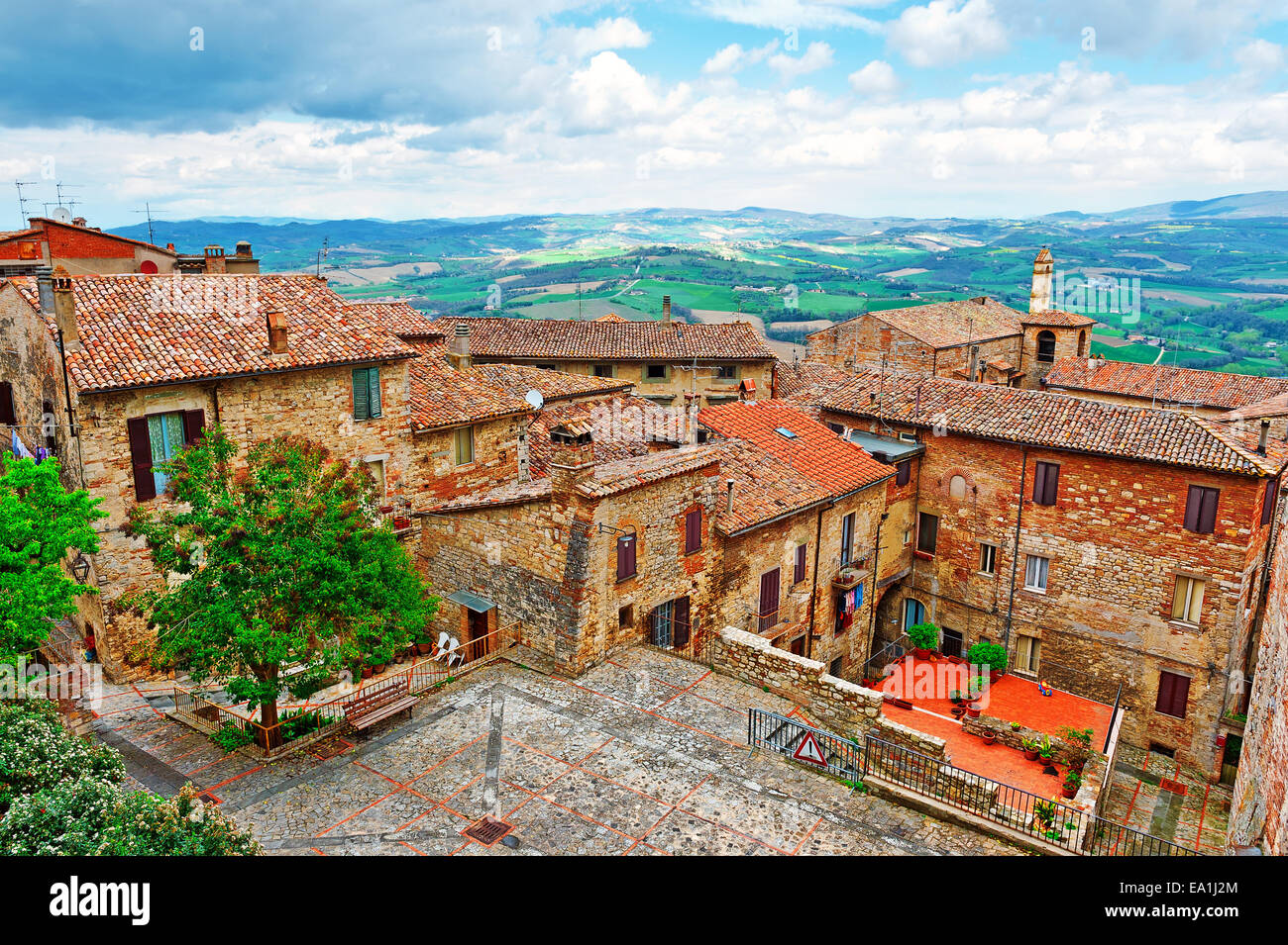 Todi road hi-res stock photography and images - Alamy