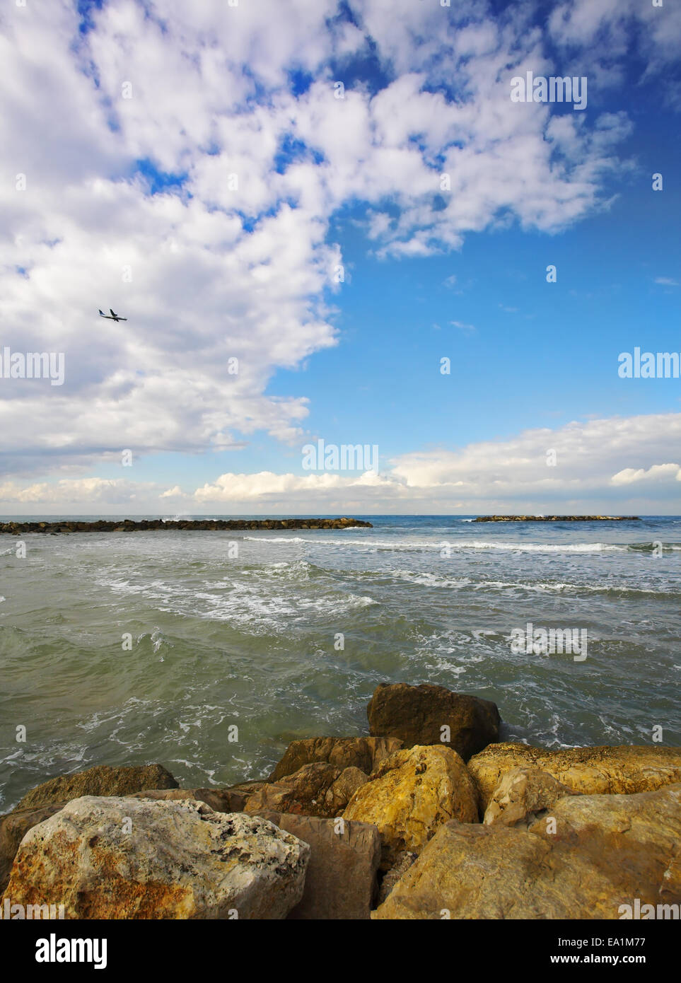 The winter sea Stock Photo - Alamy