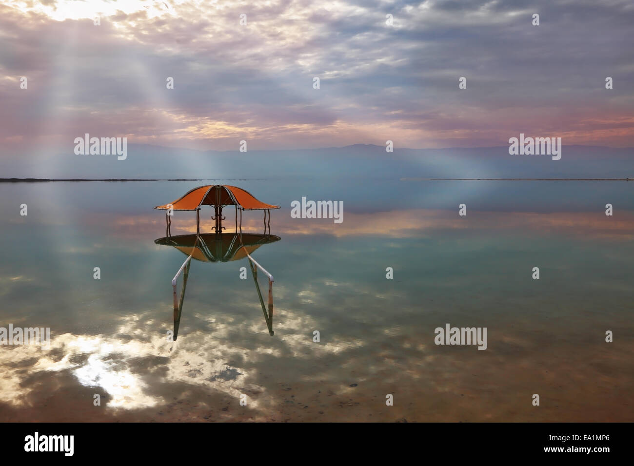 Visual effect visual hi-res stock photography and images - Alamy