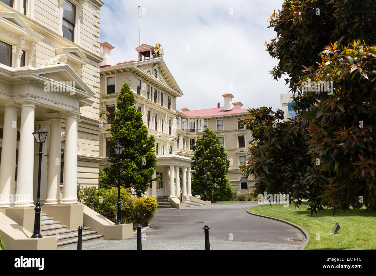 Stone building old buildings hi-res stock photography and images - Alamy