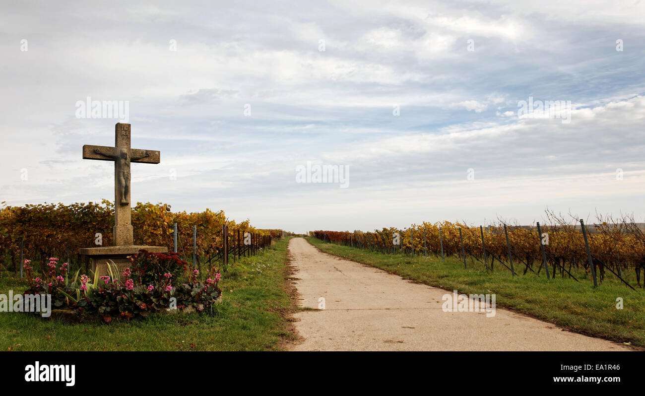 Crossroads hi-res stock photography and images - Alamy