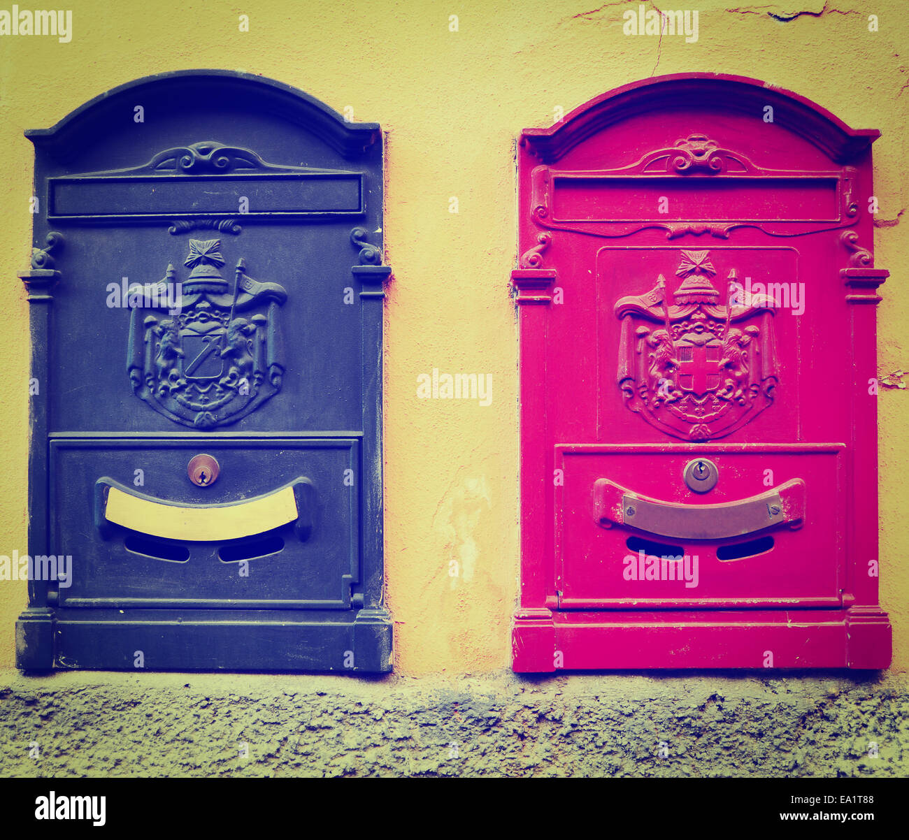 Residential letter boxes hi-res stock photography and images - Alamy