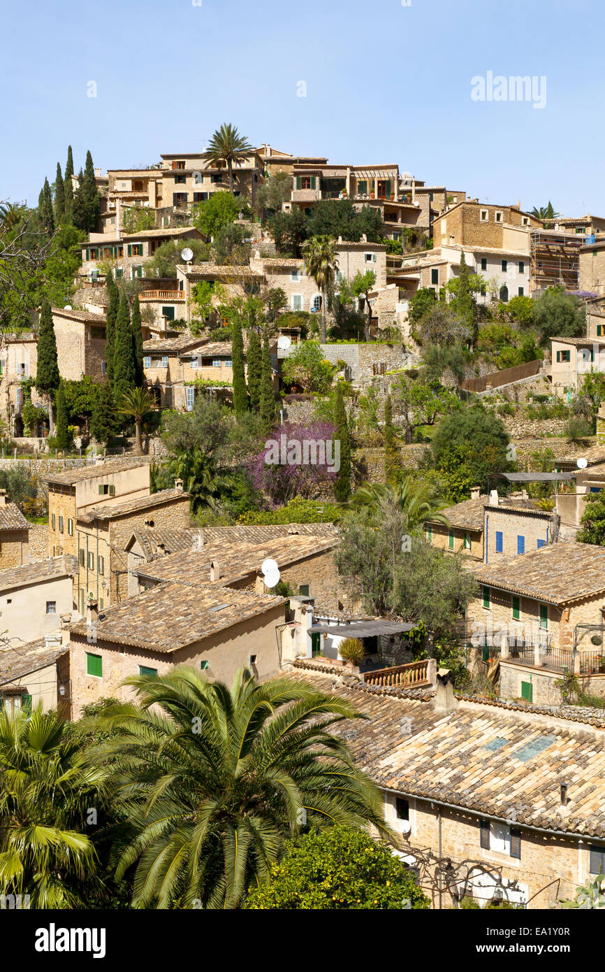 Deia hi-res stock photography and images - Alamy