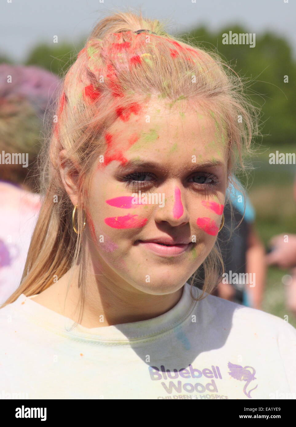 Louis’ sisters Lottie (15), Daisy (10), and Phoebe Tomlinson, (10 ...