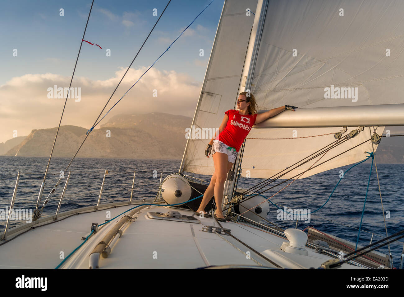 Sailing girl hi-res stock photography and images - Alamy