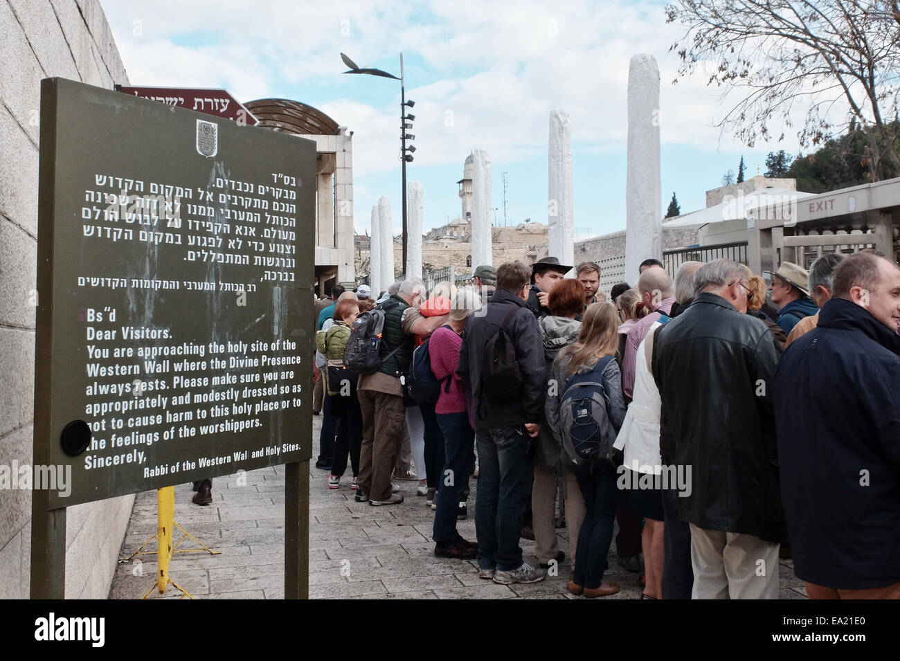 Long queues form hi-res stock photography and images - Alamy