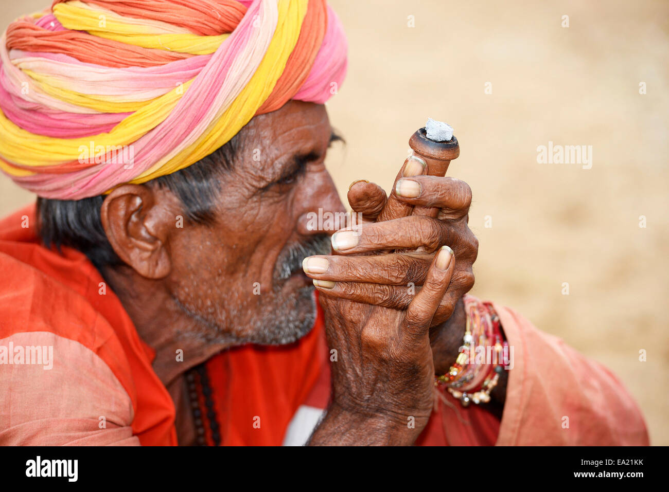 Male owner smoking hi-res stock photography and images - Alamy
