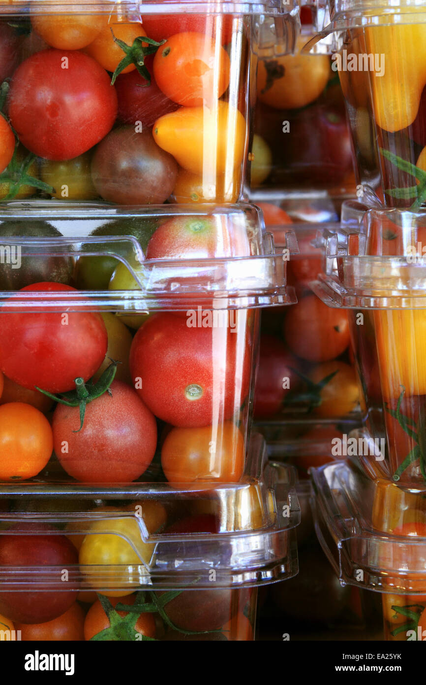 Plastic clamshell package hi-res stock photography and images - Alamy