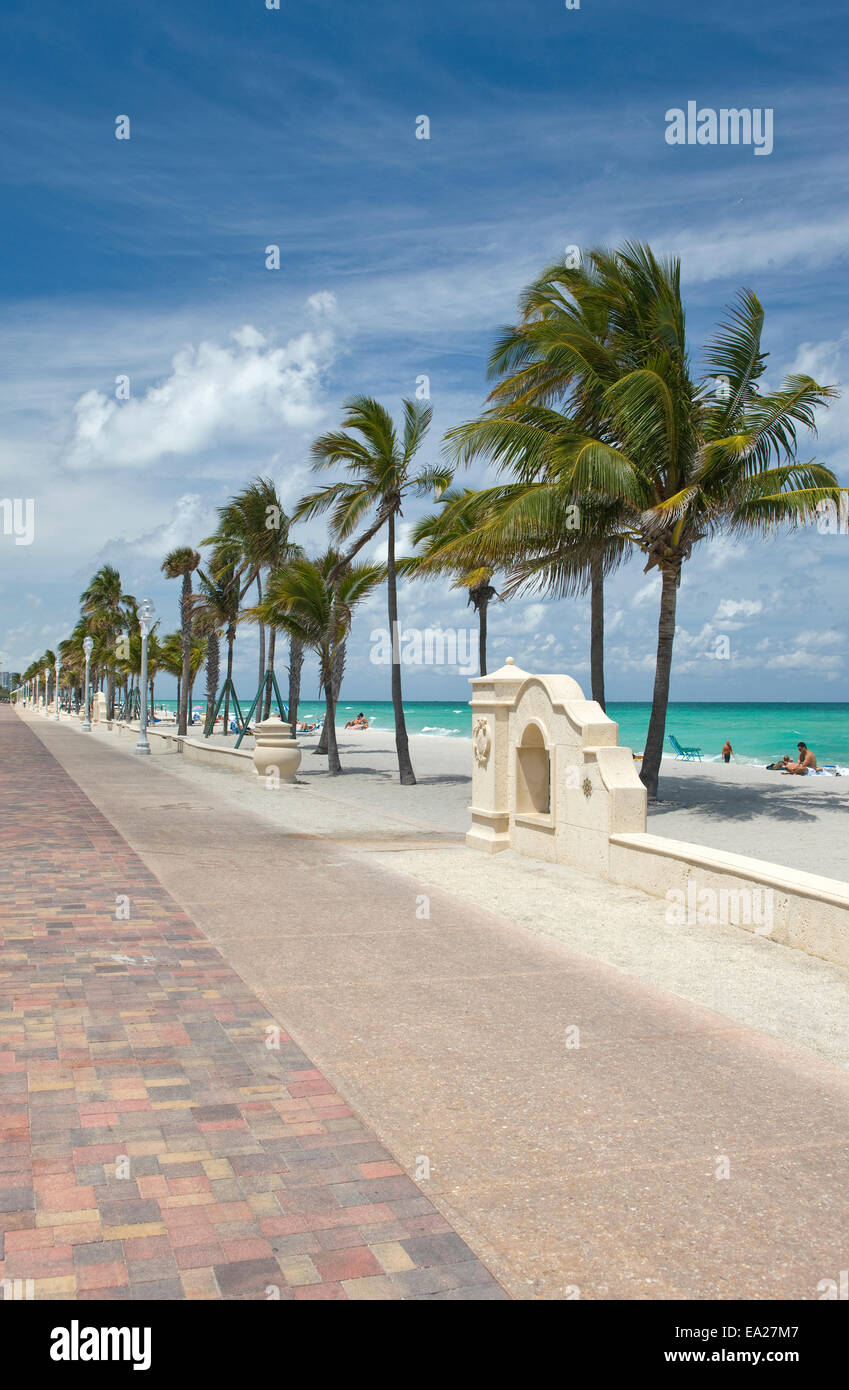 WATERFRONT PROMENADE HOLLYWOOD BEACH FLORIDA USA Stock Photo - Alamy