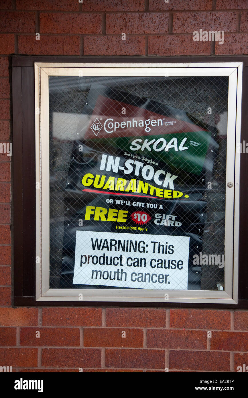 Tobacco warning hi-res stock photography and images - Alamy