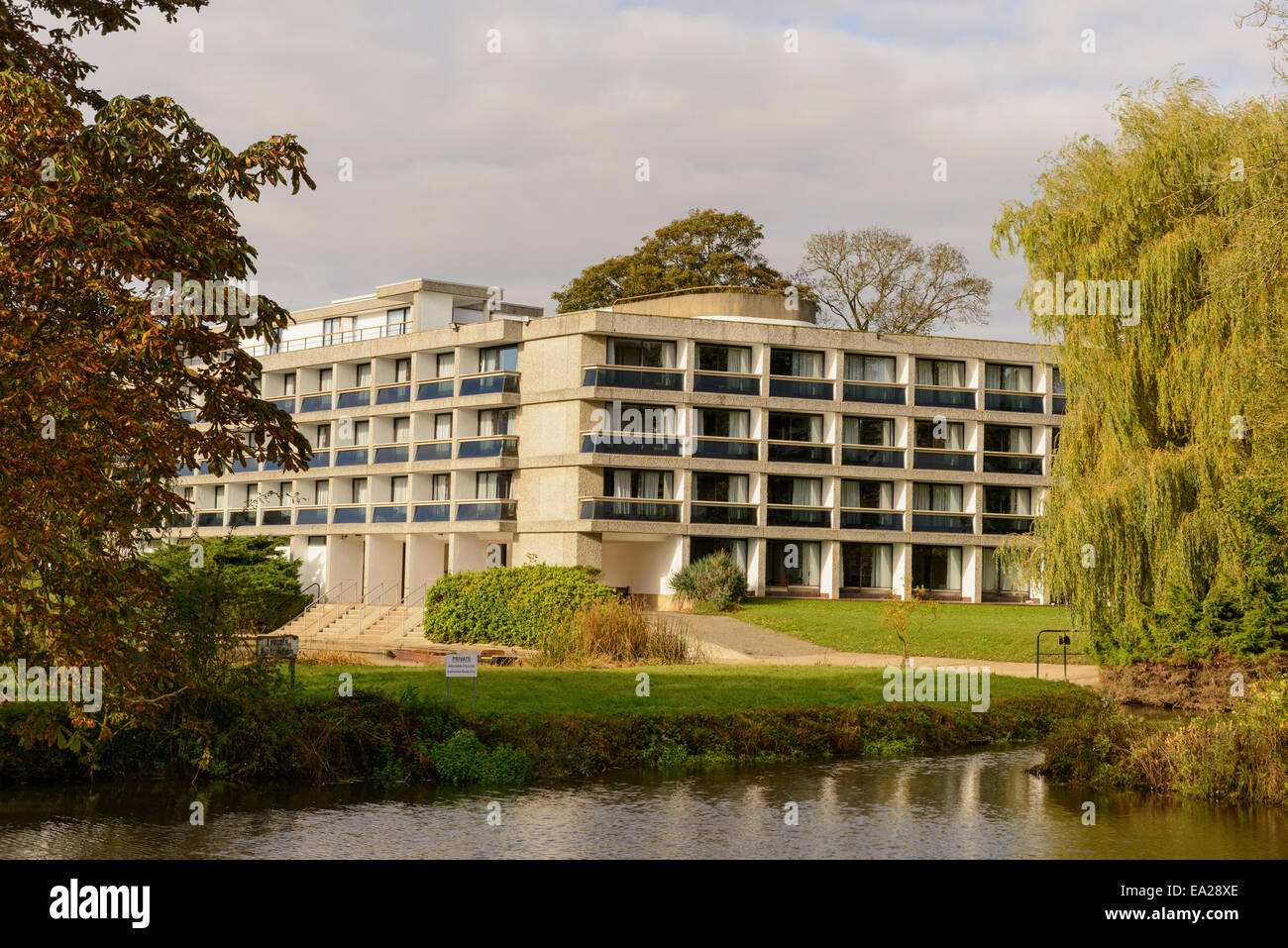 Wolfson college oxford hi-res stock photography and images - Alamy