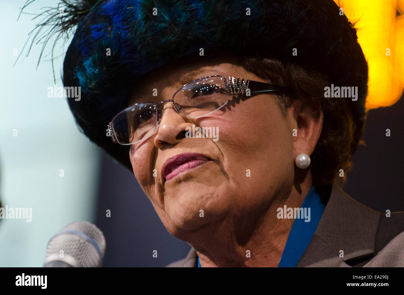 Alma adams hi-res stock photography and images - Alamy