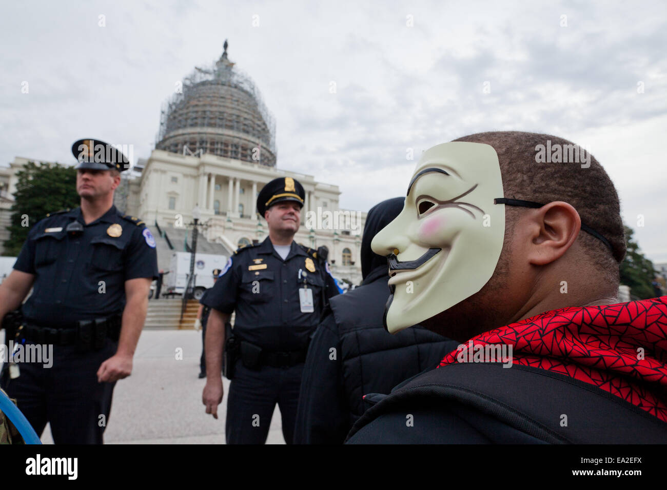 Anonymous mask protest hi-res stock photography and images - Alamy