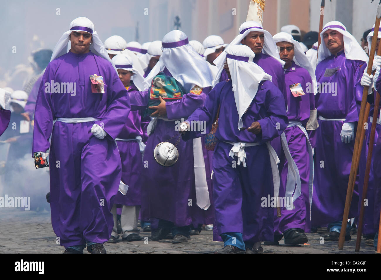 Mourning wear hi-res stock photography and images - Alamy