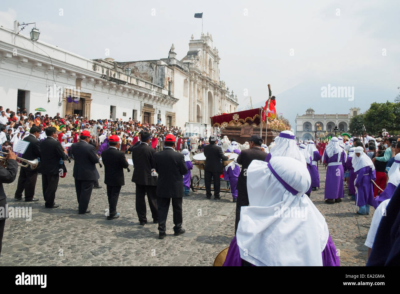 Funeral procession in antigua guatemala hi-res stock photography and ...