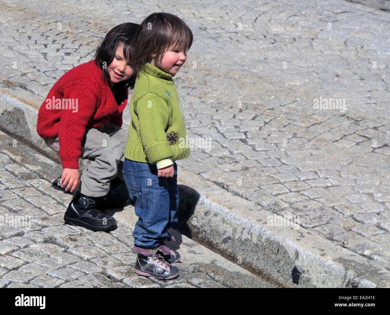 Children playng hi-res stock photography and images - Alamy