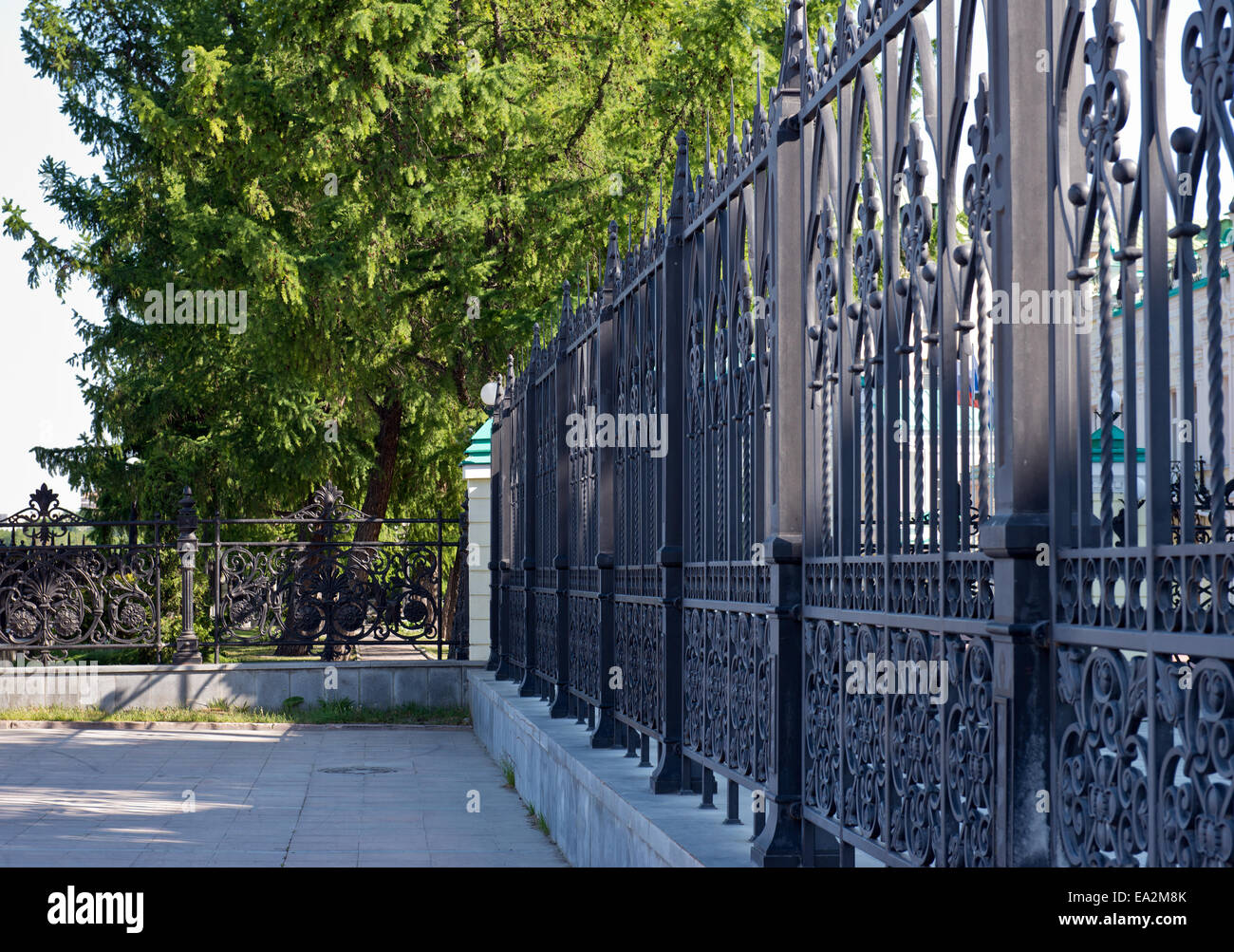 Sharp metal fence hi-res stock photography and images - Alamy
