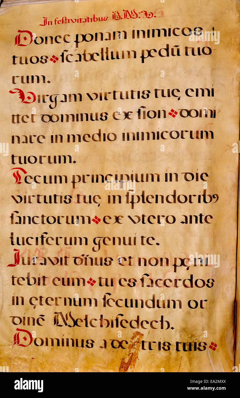 Image of page 83 from a Spanish chant manuscript, showcasing musical ...