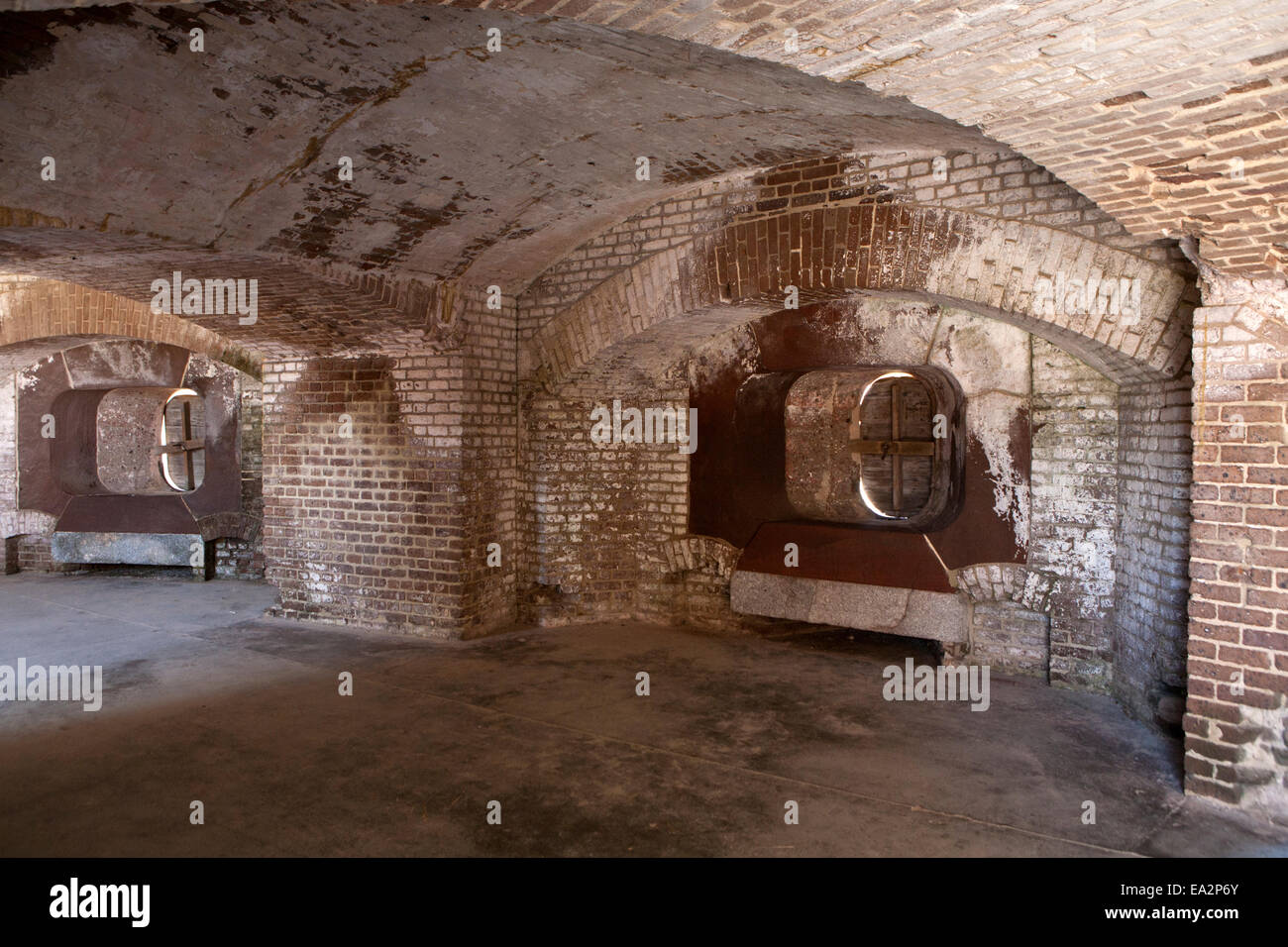 Gun embrasure hi-res stock photography and images - Alamy