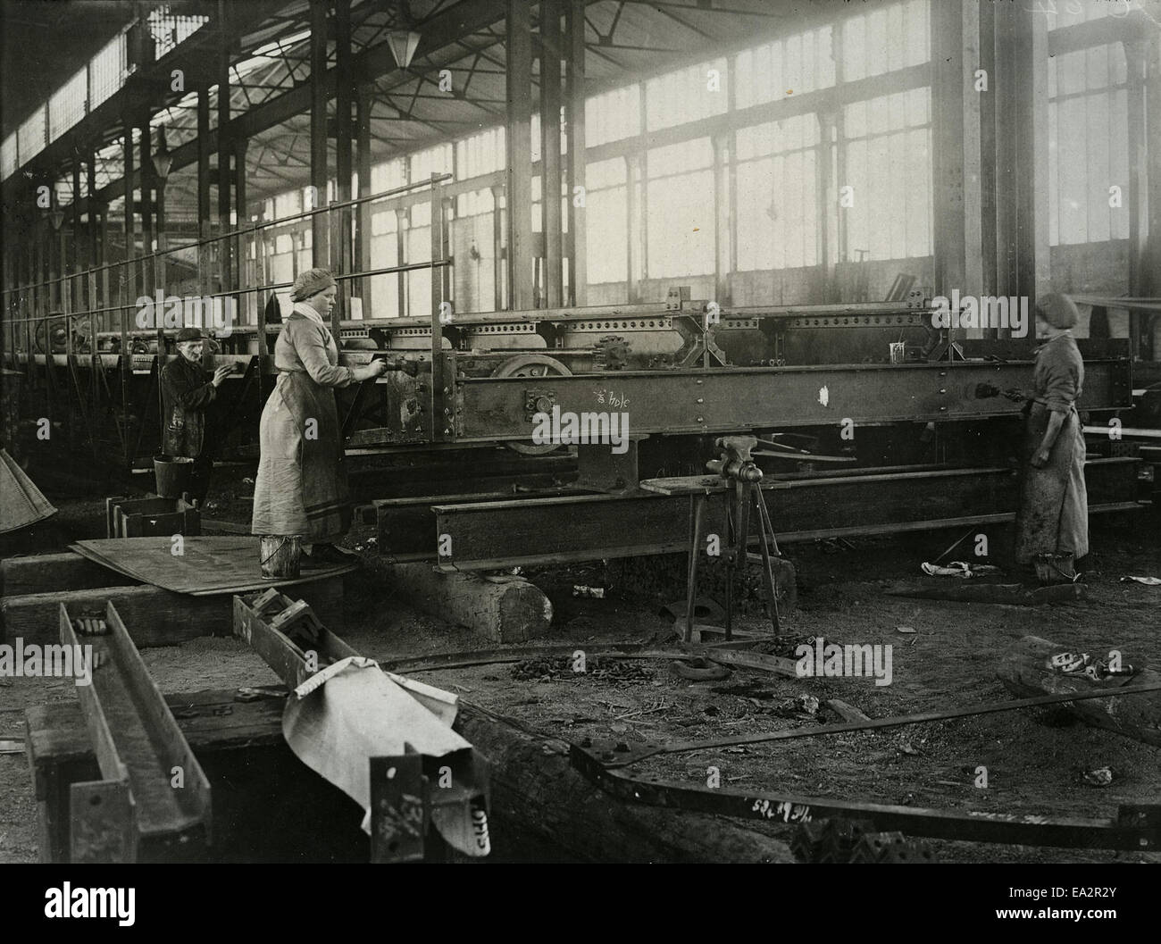 Women of steel hi-res stock photography and images - Alamy