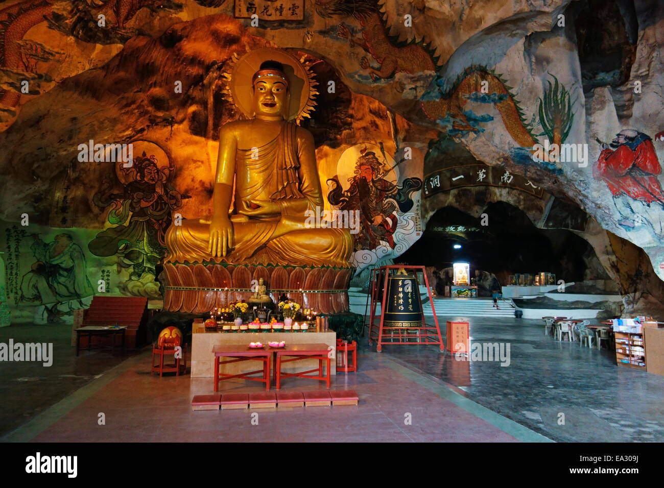 Perak Tong cave temple, Kinta Valley, Ipoh, Perak, Malaysia, Southeast ...