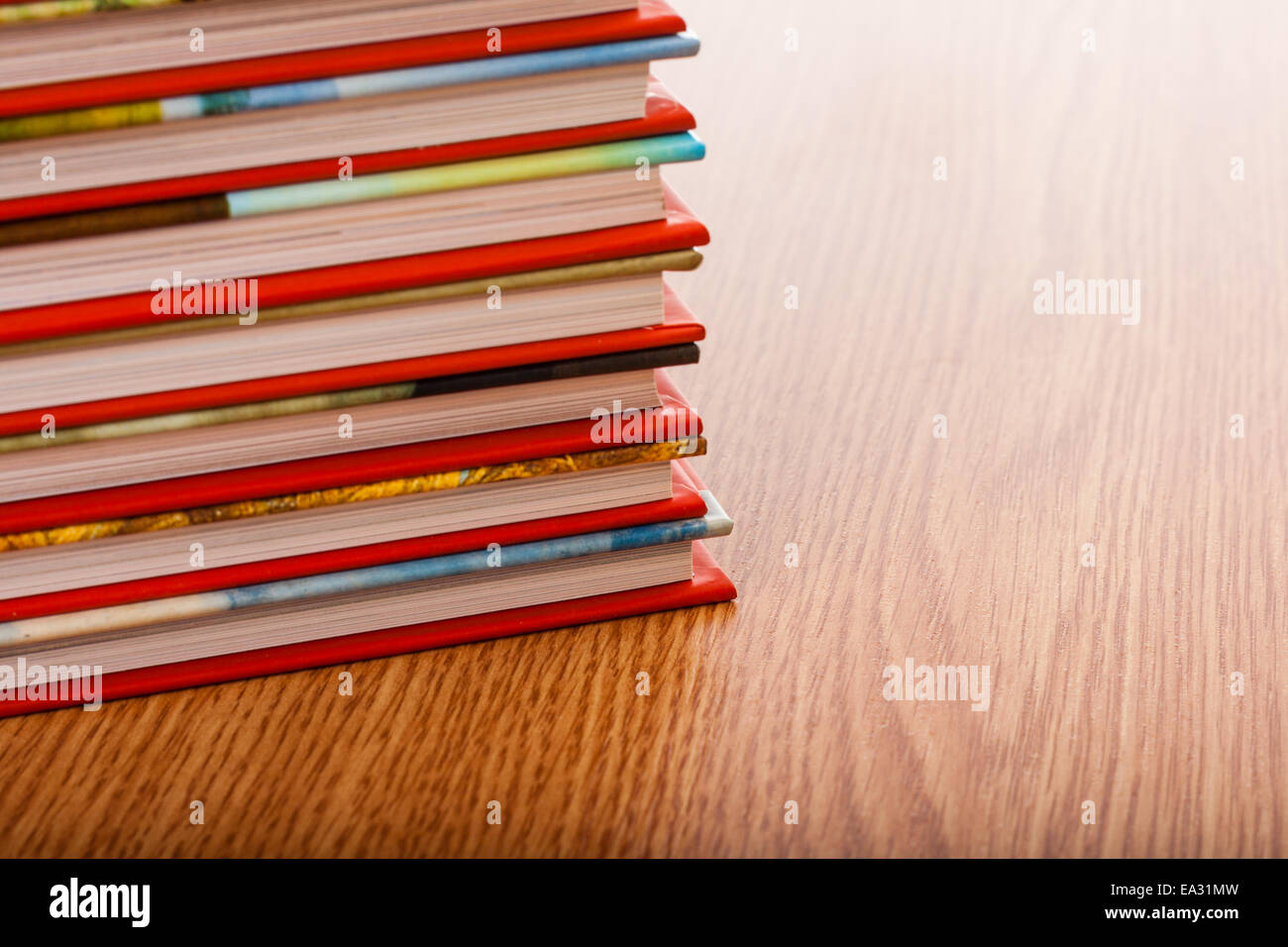 Pile of book hi-res stock photography and images - Alamy