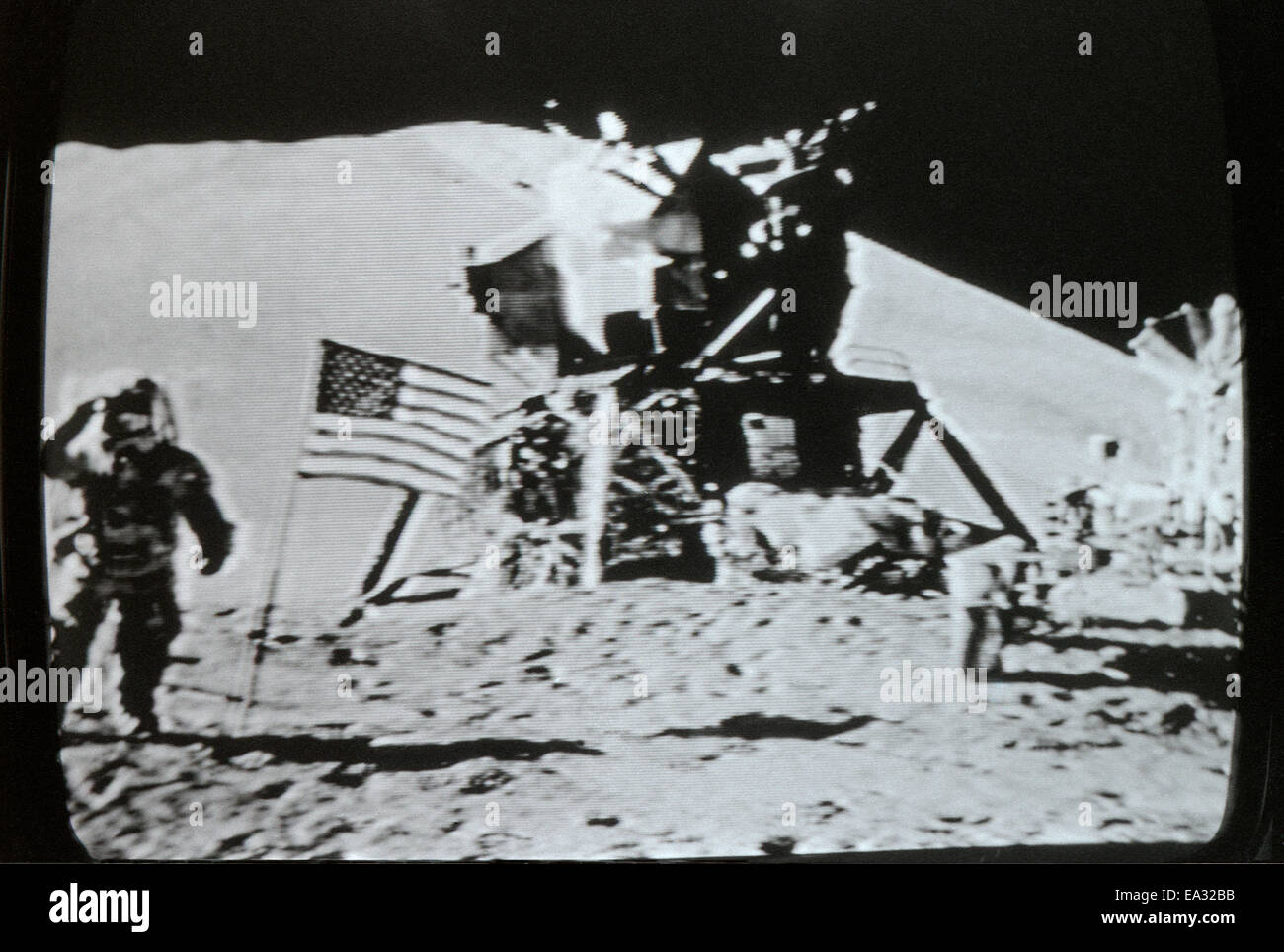 W 1960s usa hi-res stock photography and images - Alamy