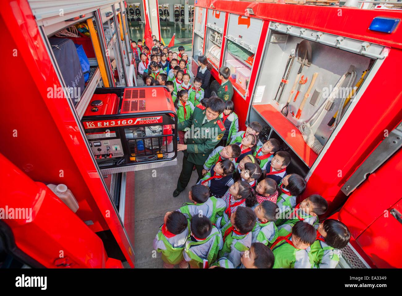Pupils visit fire prevention guards to learn the fire protection ...
