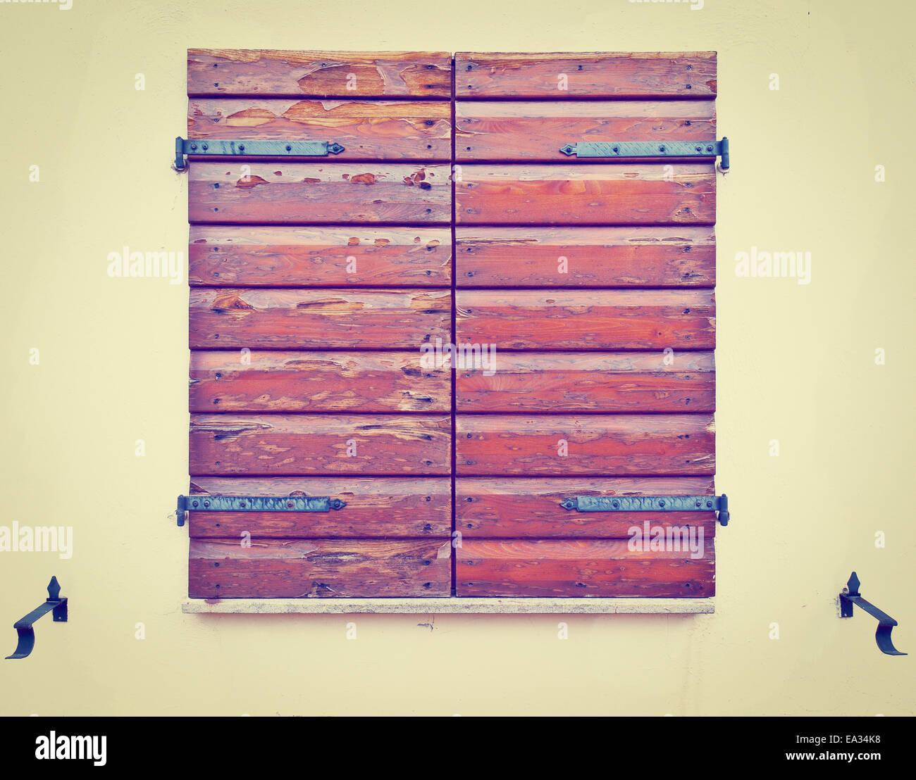 Shutter board hi-res stock photography and images - Alamy