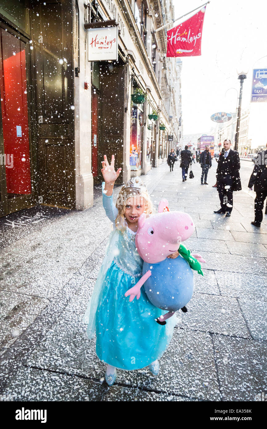 Hamleys London High Resolution Stock Photography and Images - Alamy