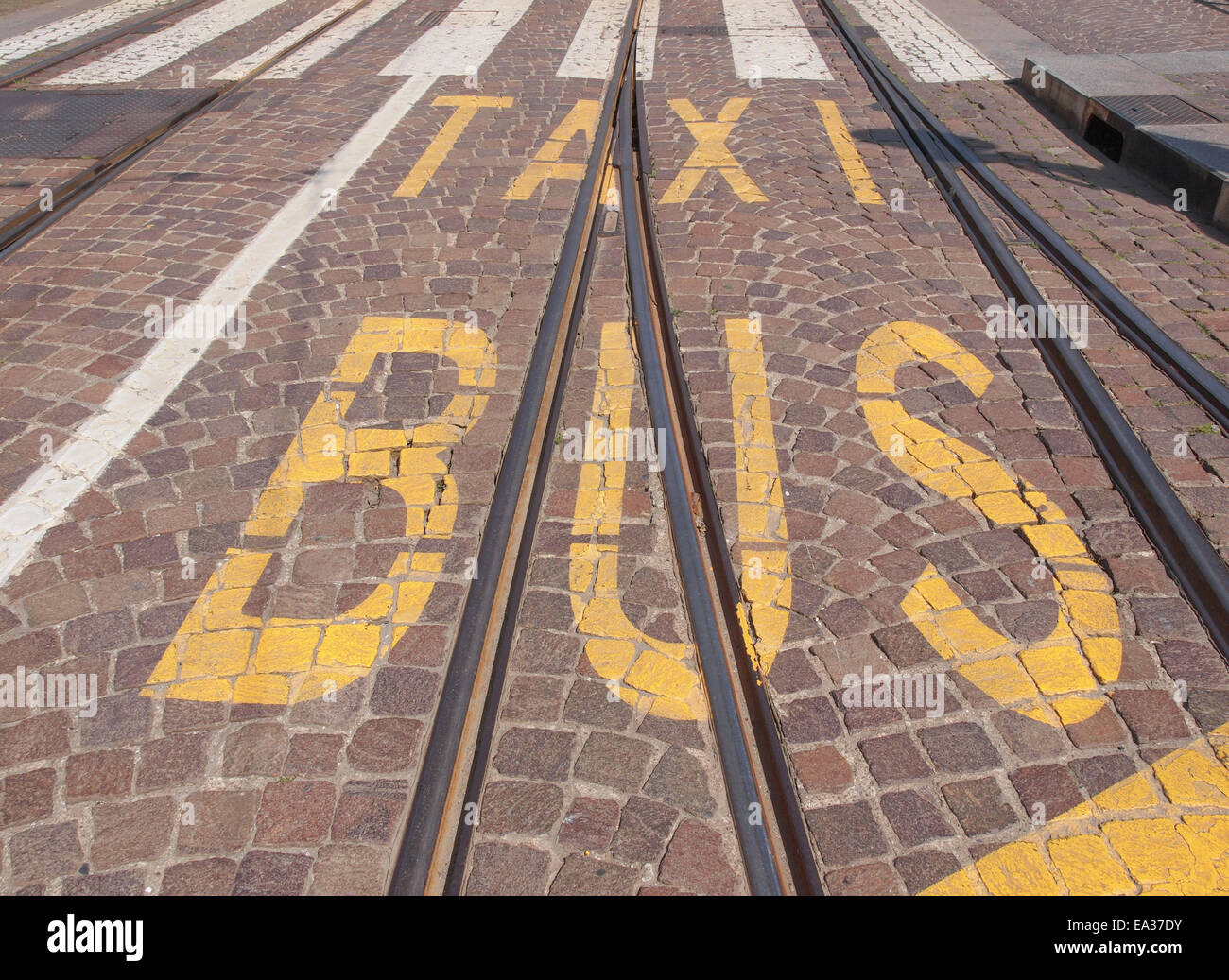 Bus stop sign Stock Photo - Alamy