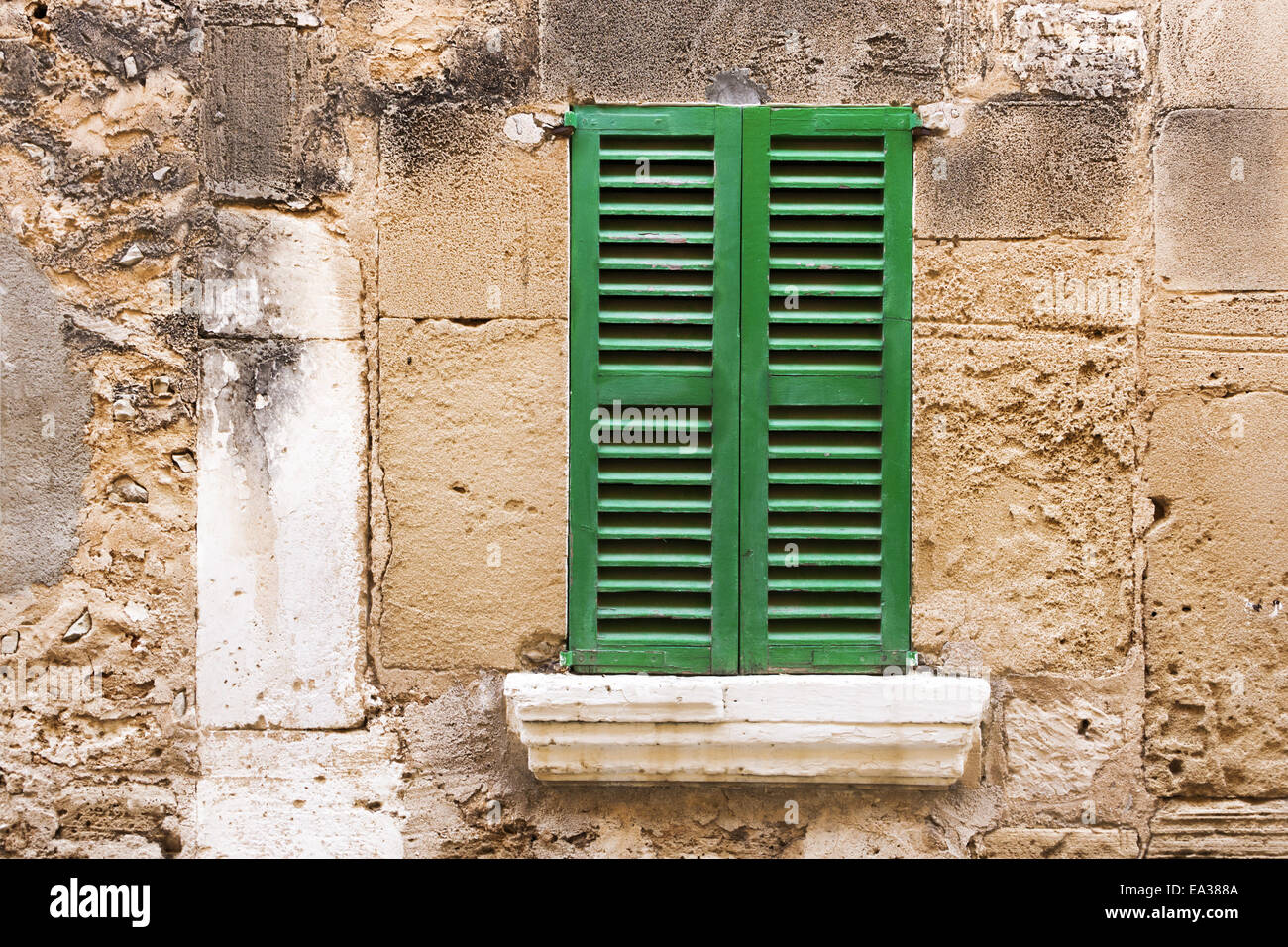 wall with window Stock Photo - Alamy