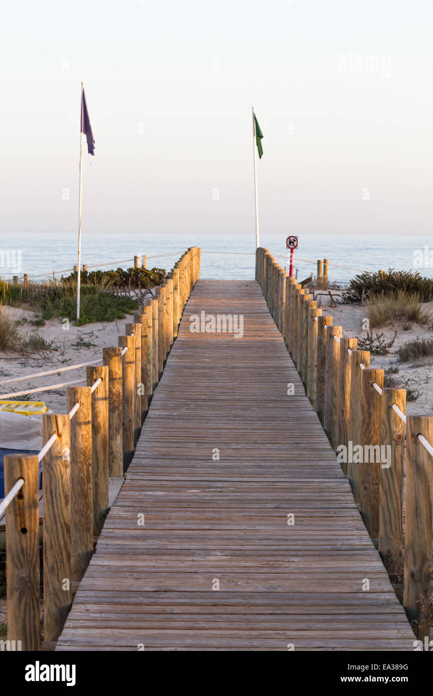 Clear runway hi-res stock photography and images - Alamy