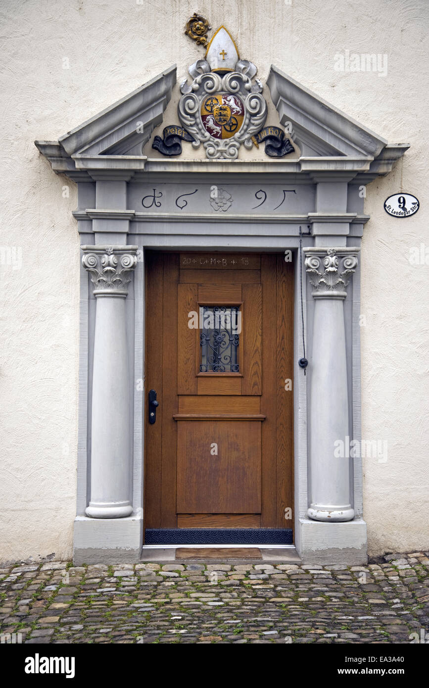 Entrance of a church hi-res stock photography and images - Alamy