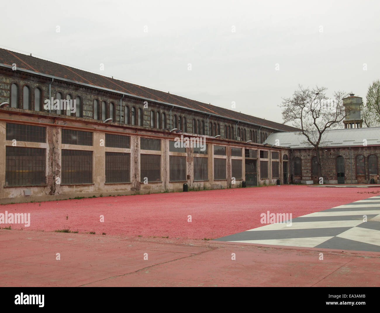 Abandoned factory turin hi-res stock photography and images - Alamy