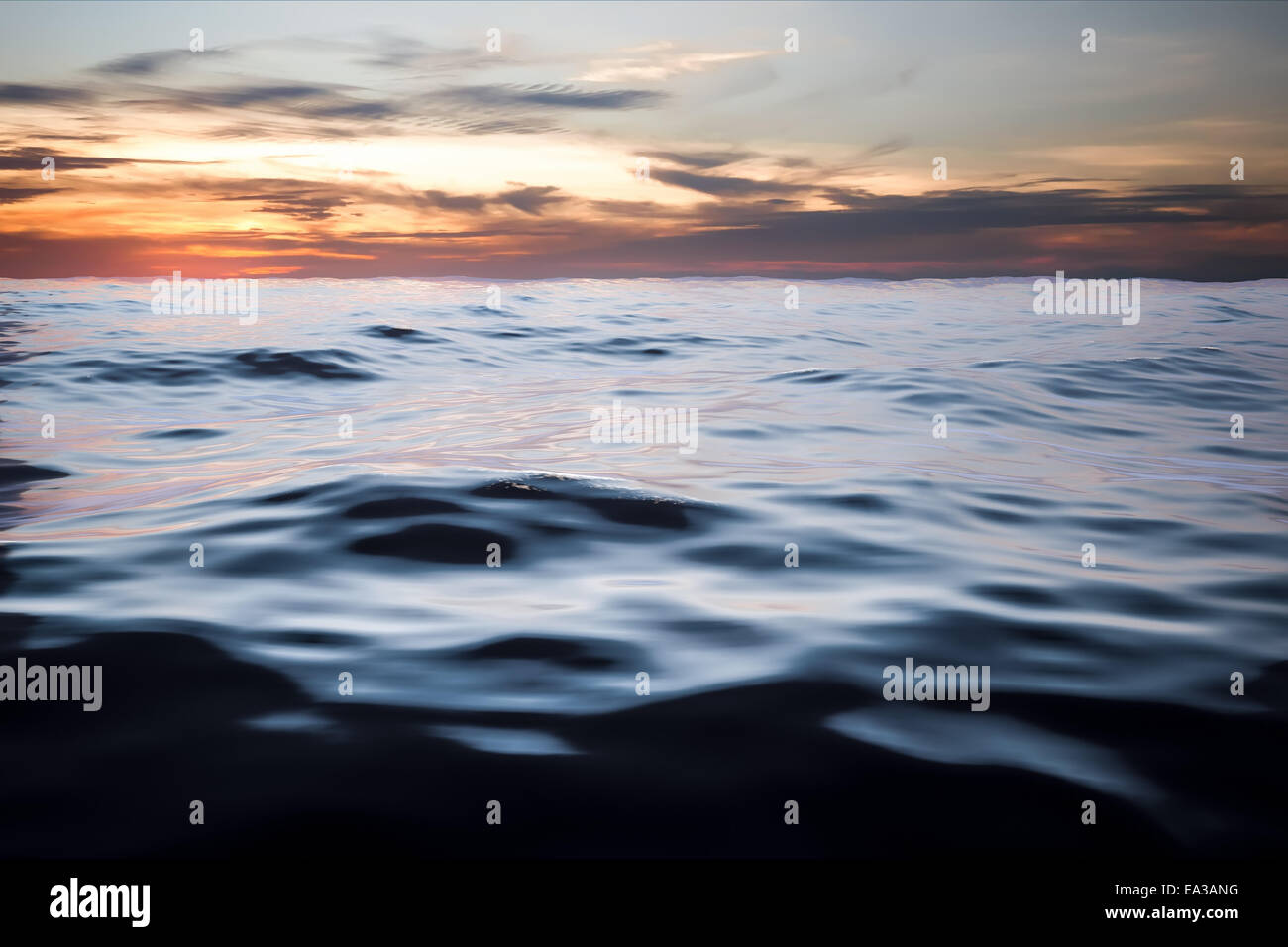 Dark ocean hi-res stock photography and images - Alamy